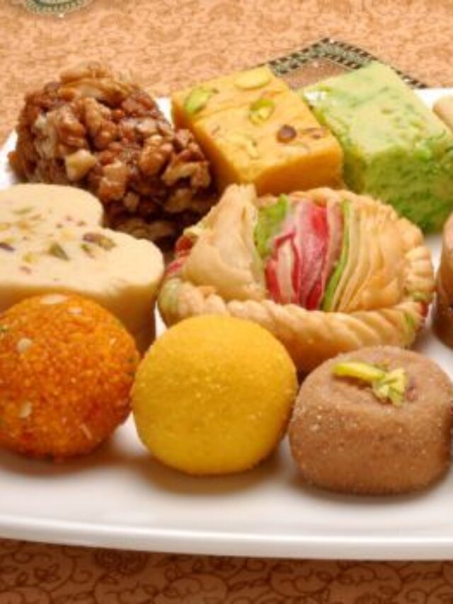 Explore Kolkata's Essential Sweet Dishes,Must-Try In Your Lifetime