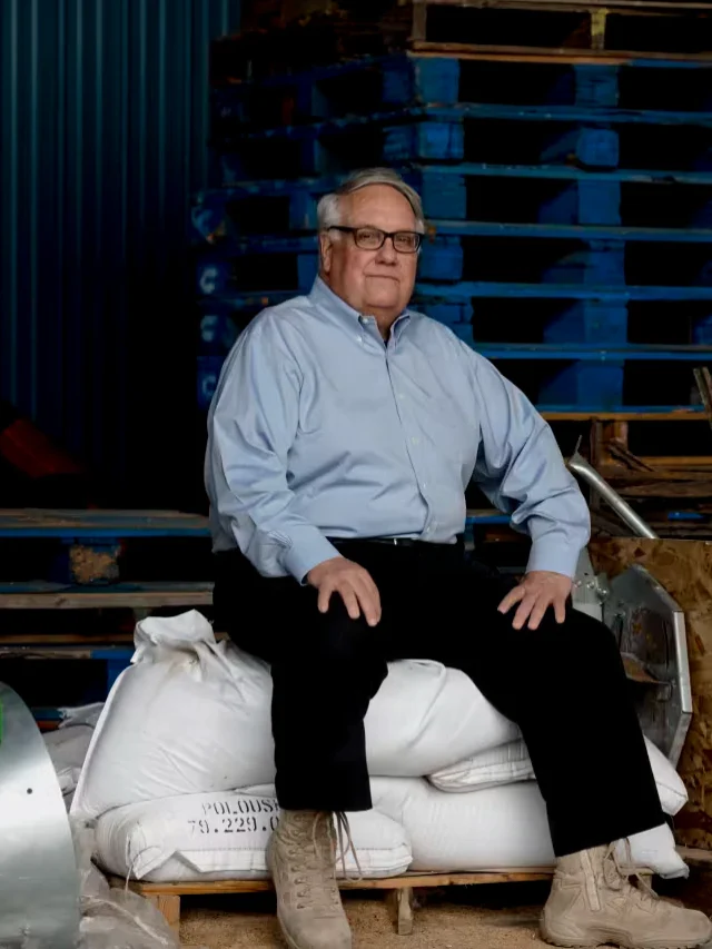 Meet Howard Buffett: The Man Who Will Lead Berkshire Hathaway After ...